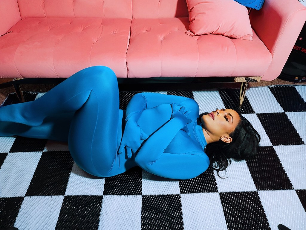 Crystal Starr Releases New Pop Anthem "Head Over Heels" - Bridge Magazine